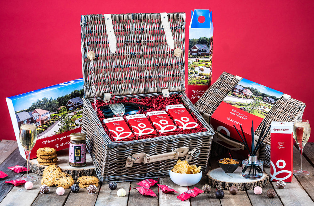 Bespoke Hampers – Peach Hampers