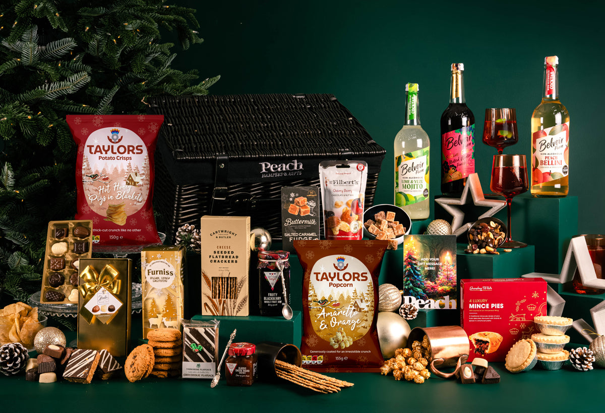 The Christmas Feast Hamper with Alcohol-Free Trio – Peach Hampers